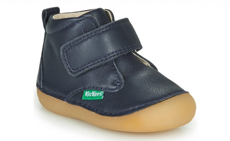 Chaussures bébé premiers pas : 12 modèles souples top confort