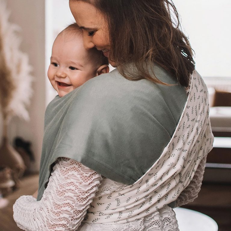 Écharpe de portage : 14 modèles et de nombreux conseils